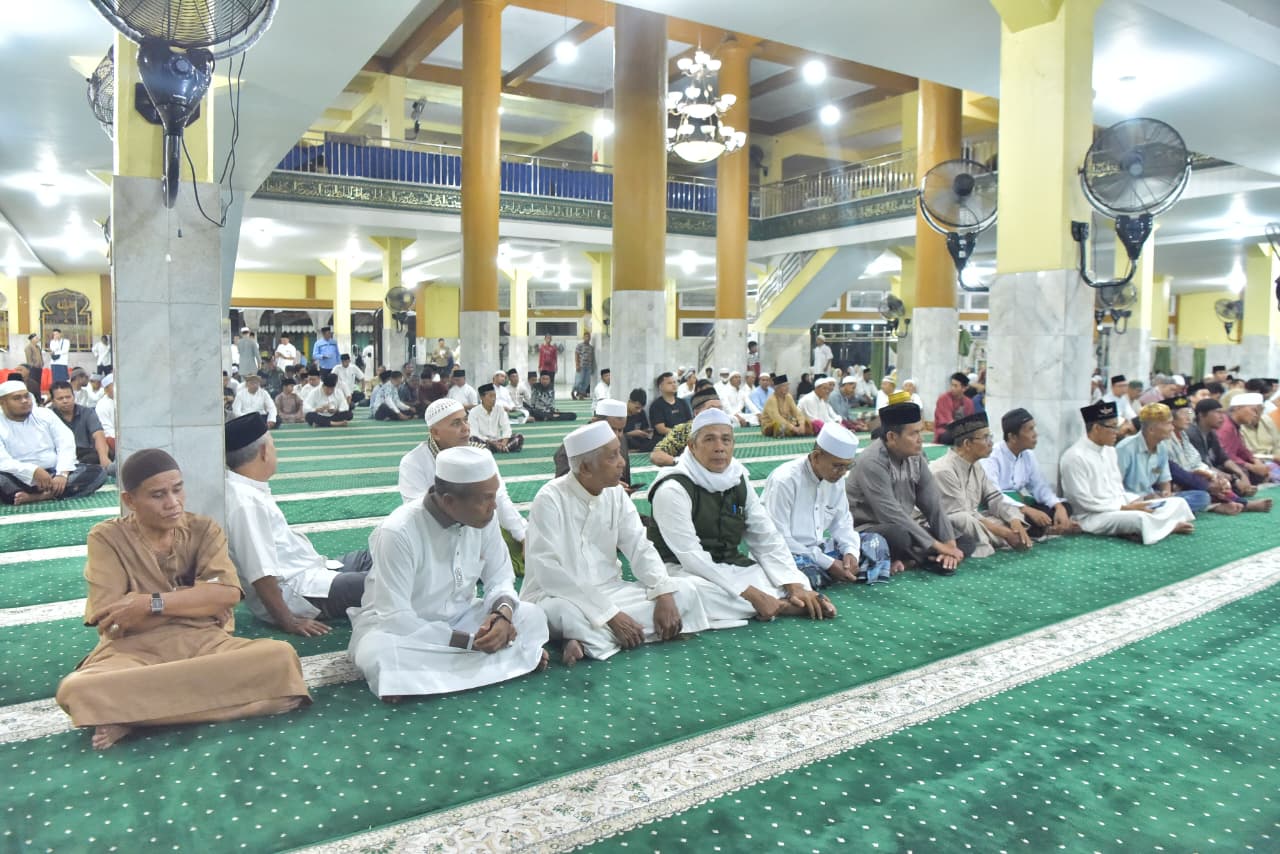 Wujudkan Kota Jambi Bahagia, Wali Kota Maulana Ajak Umat Muslim ...